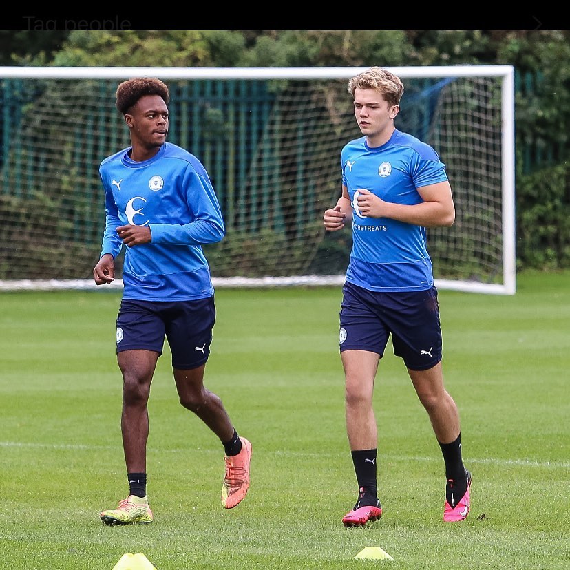 Bobby Copping : il prend sa retraite à 19 ans après un ballon de la ...